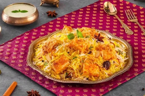 Buy Zaikedaar Paneer Biryani Paneer Dum Biryani Serves 4 Online in ... Buy Zaikedaar Paneer Biryani Paneer Dum Biryani Serves 4 Online in ...